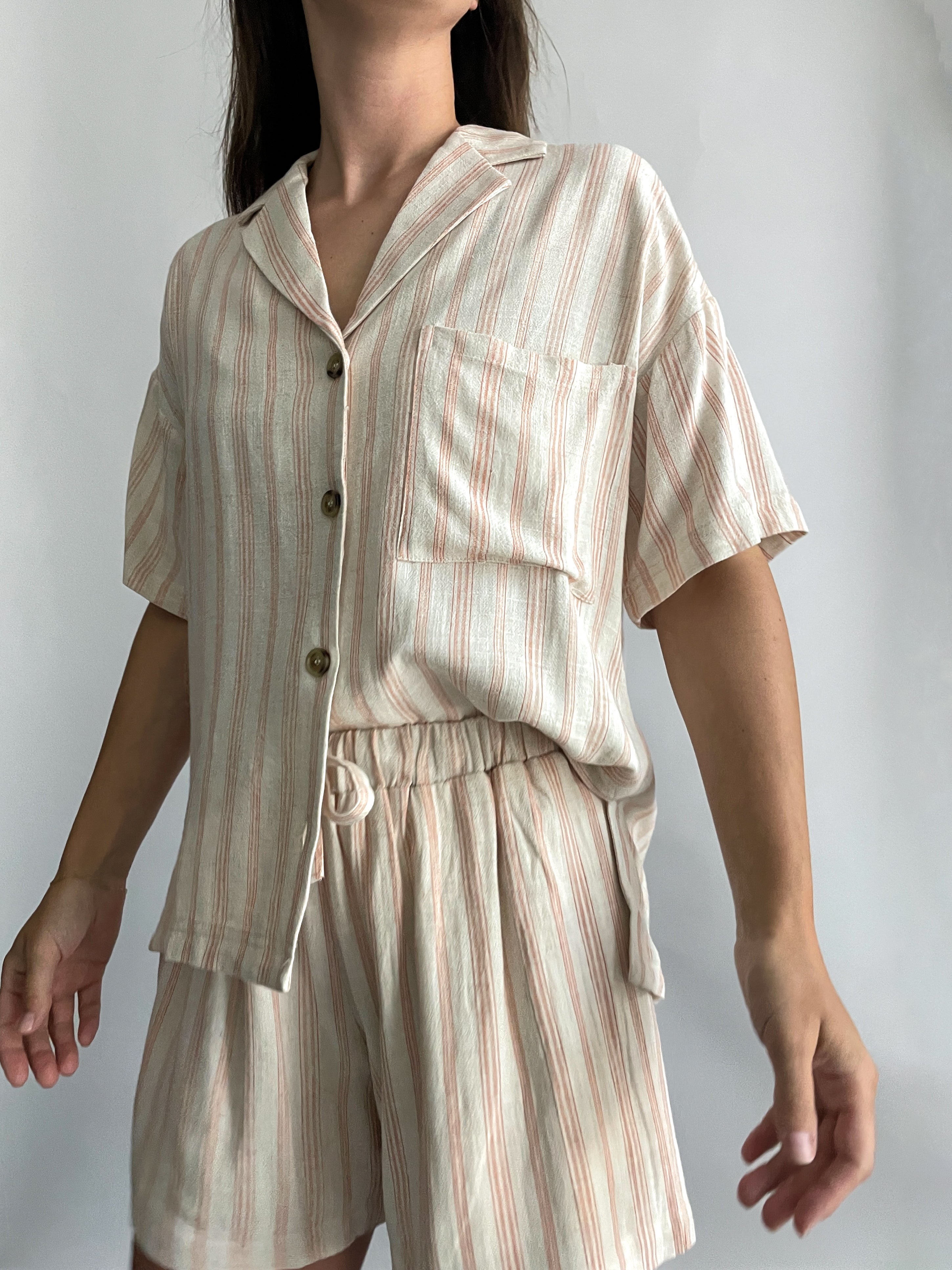 Losa Short – Pointed North